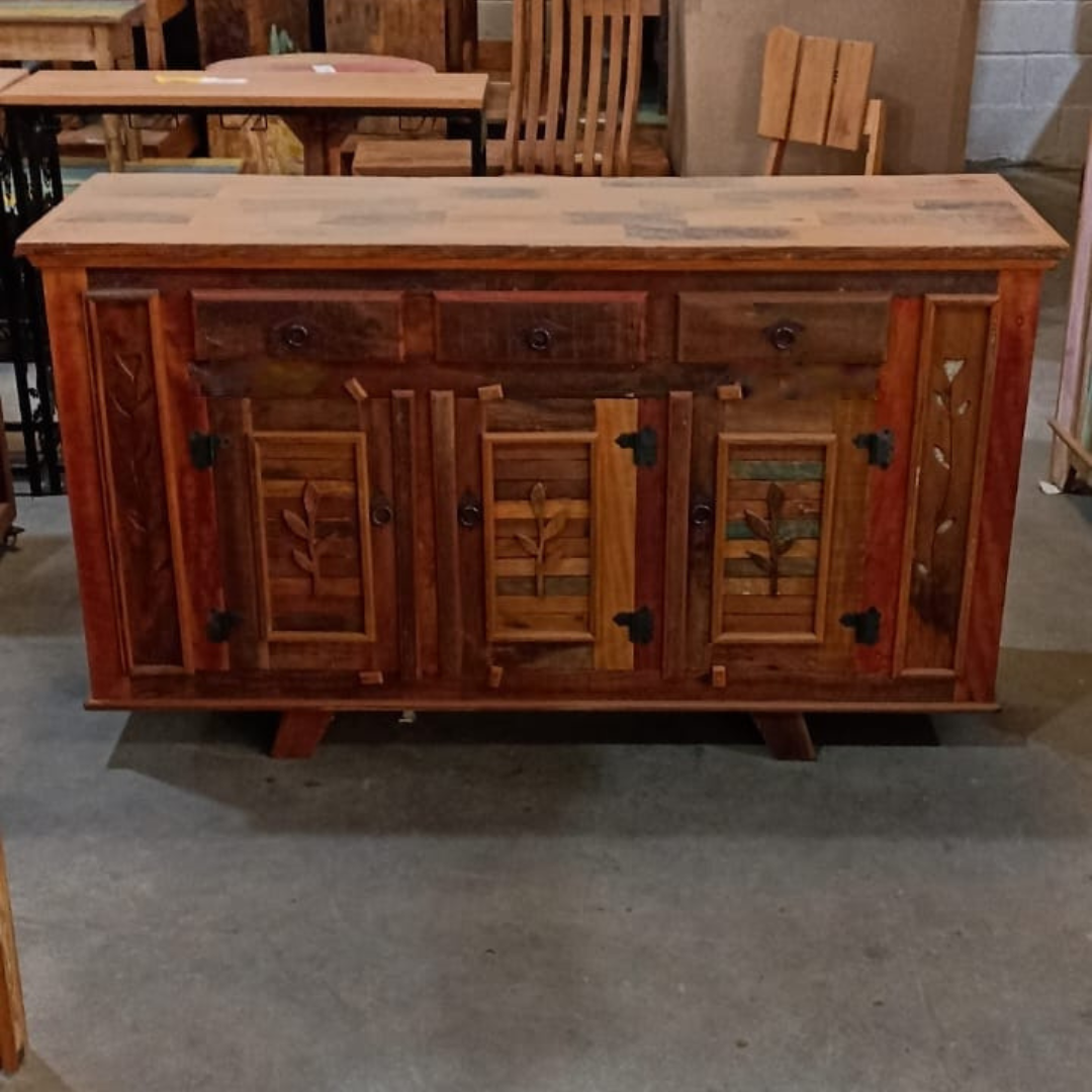 OUTLET DE MOVEIS - Madeira de Demolição